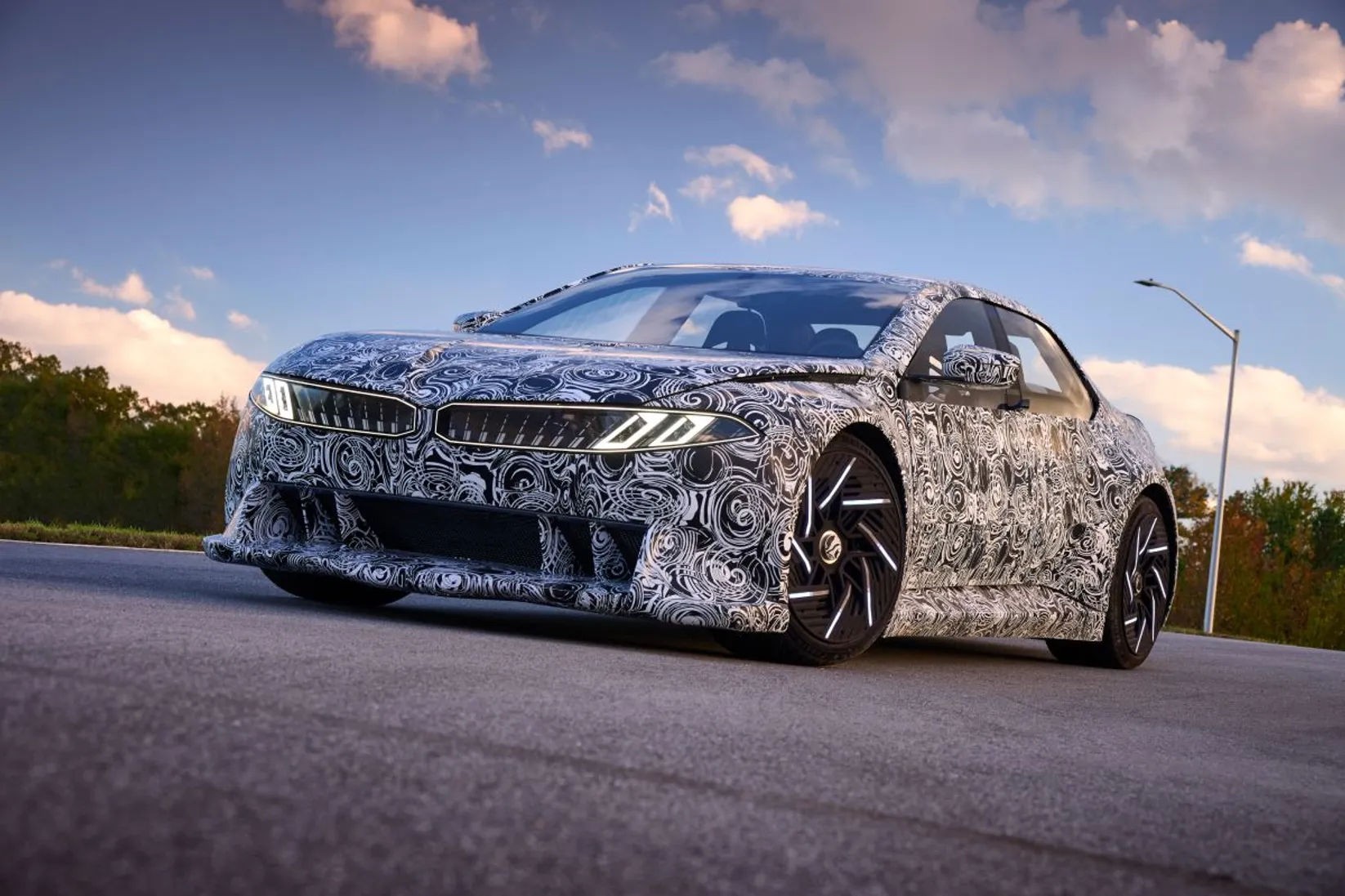 BMW показала концепт нового электромобиля | Новости на Mustafin Magazine